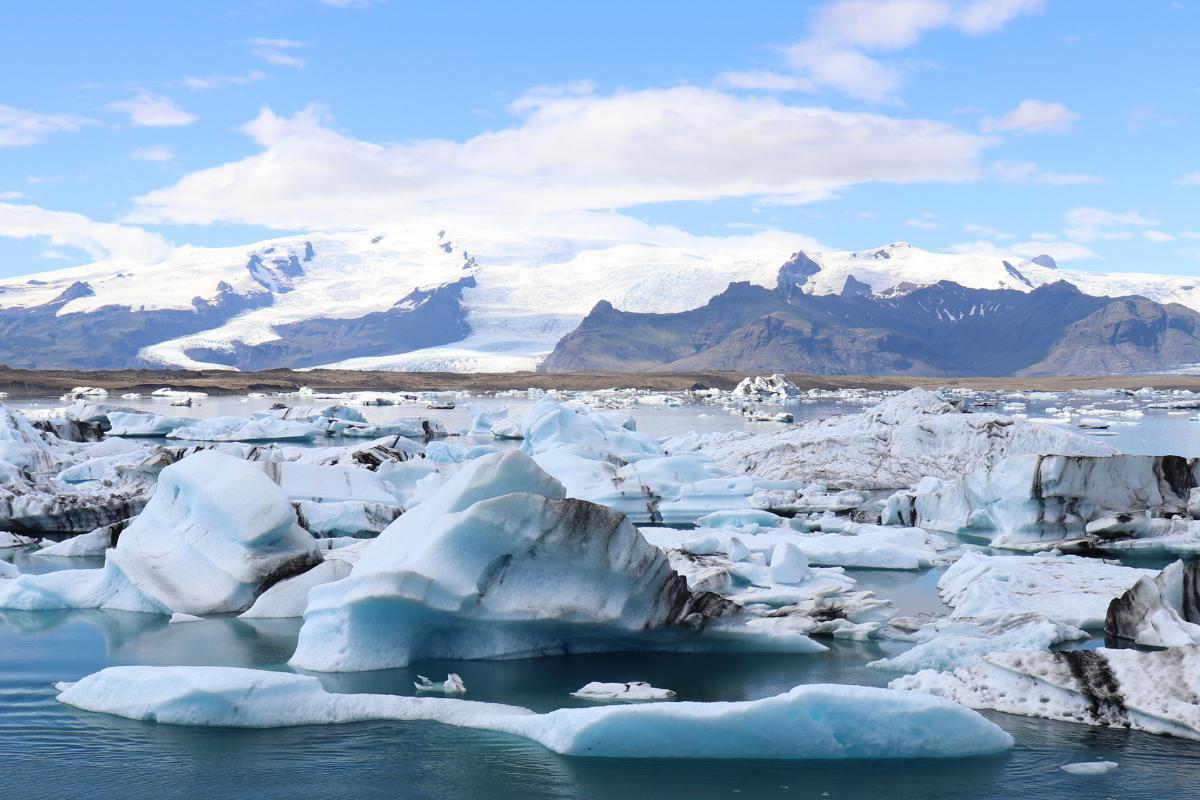 Polar Ice Caps Explained - Formation, Locations, and Glacier Differences
